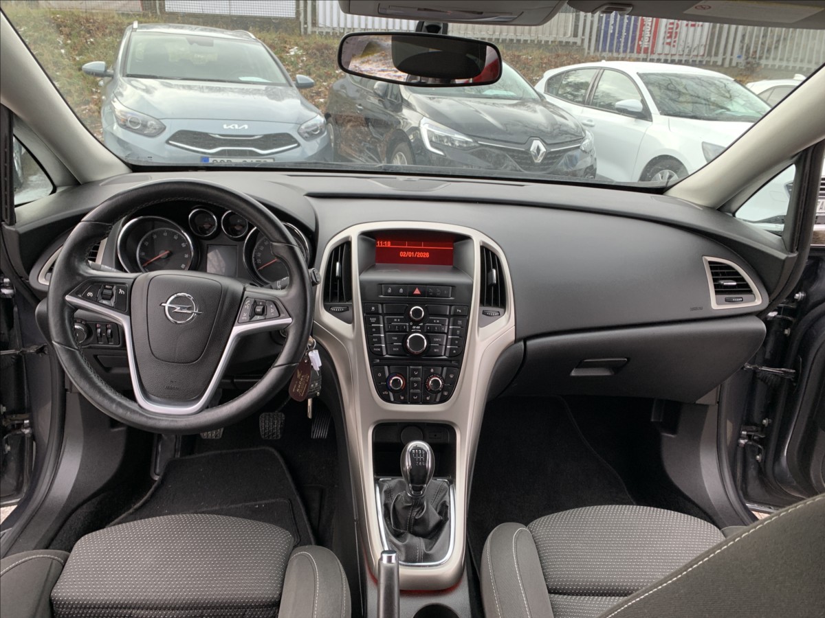 Opel Astra 1,4 i | Autanet.cz